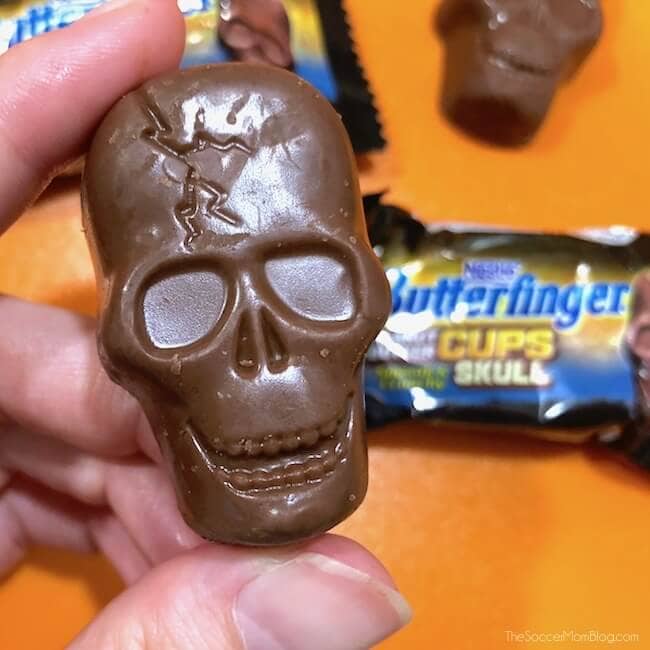 Spooky Graveyard Cake - The Soccer Mom Blog