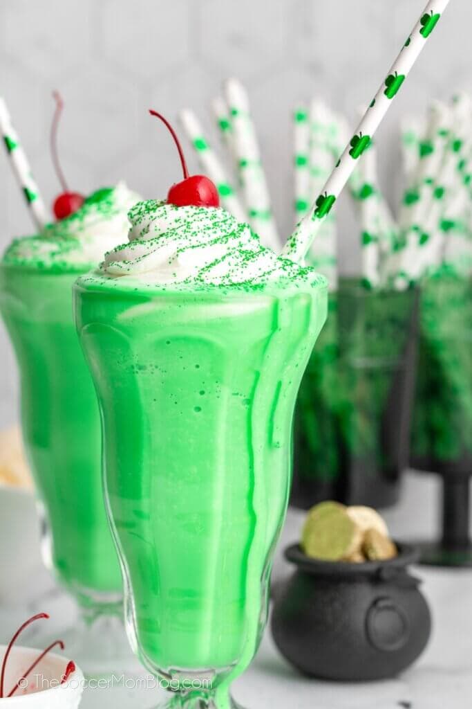 Copycat Shamrock Shake Recipe - The Soccer Mom Blog