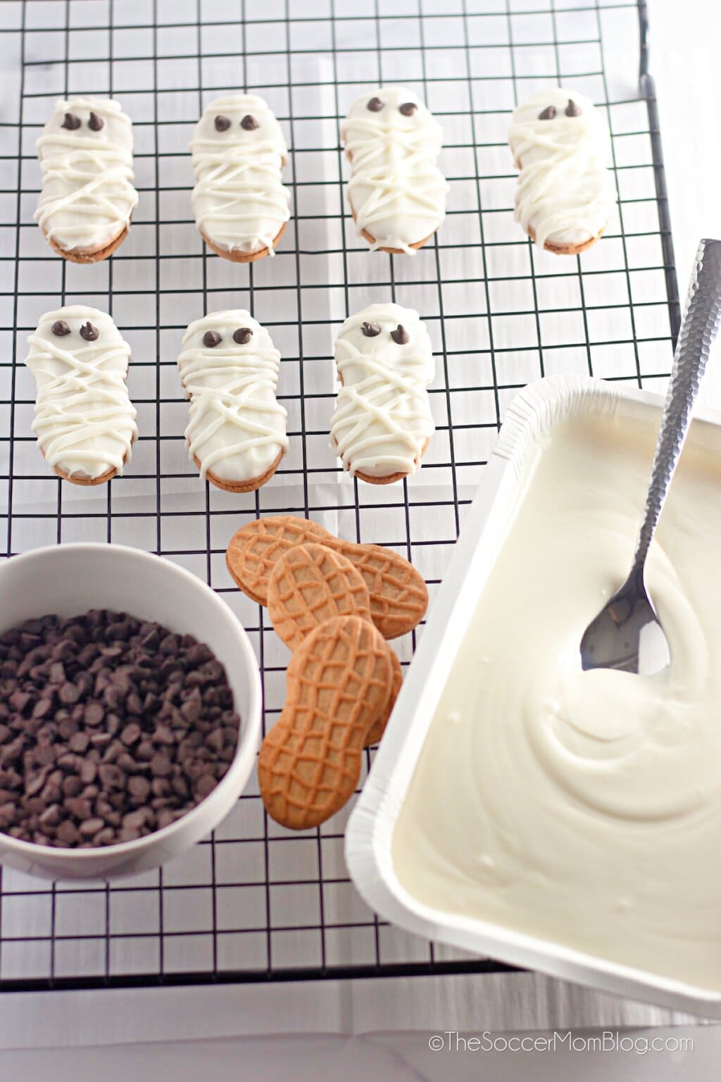 Nutter Butter Halloween Cookies - The Soccer Mom Blog