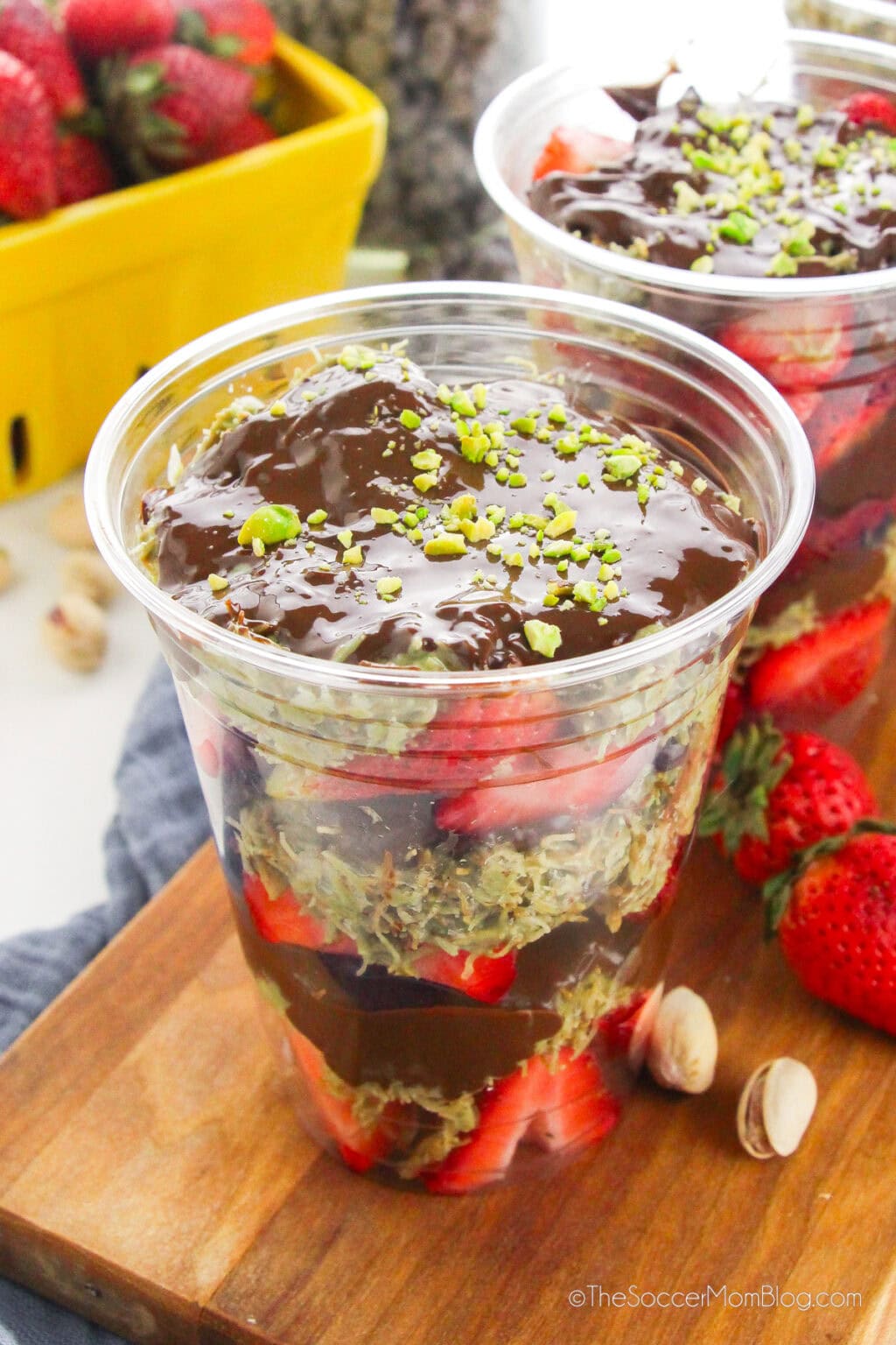 Dubai Chocolate Strawberry Cups - The Soccer Mom Blog