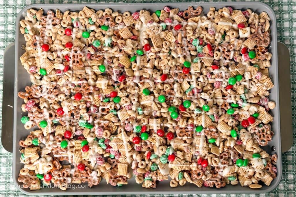 Christmas Trash Recipe - The Soccer Mom Blog