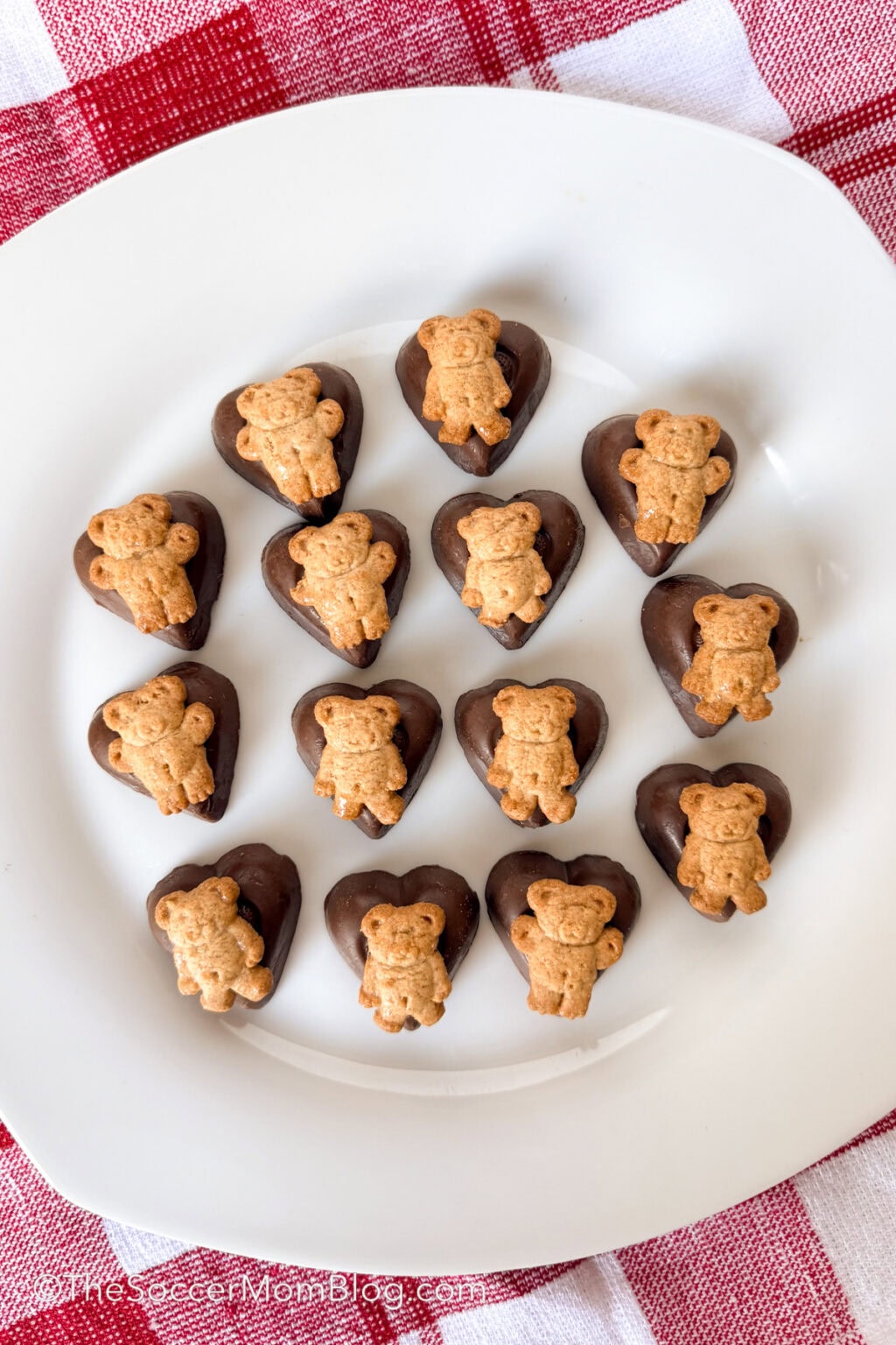Valentine Teddy Graham Treats - The Soccer Mom Blog